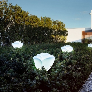 Outdoor Lamp Ideas: 30 Bold Designs