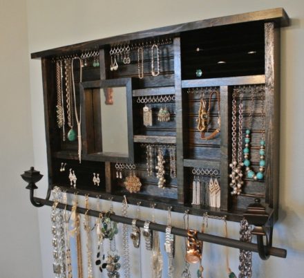 40 Awesome Rustic Mirrors for Your Farmhouse Style Decor