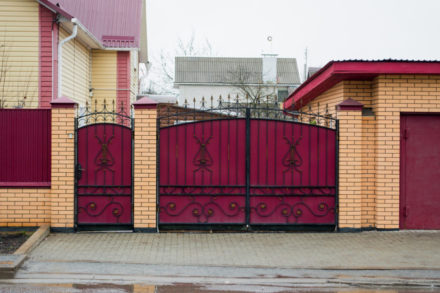 70 Ornamental Wrought Iron Gate Designs and Ideas for Fence and Driveway
