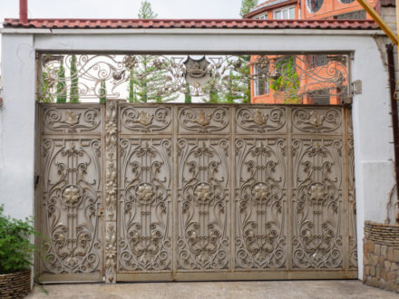 70 Ornamental Wrought Iron Gate Designs and Ideas for Fence and Driveway