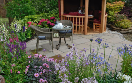 20 Patio Border Planting Ideas to Complete the Look