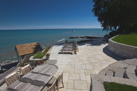 Travertine Landscaping 101: Backyard Ideas, Patio Installation, Pros ...