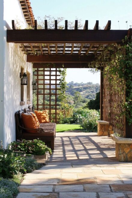 90 Stunning Lattice Panel Designs You Can DIY This Spring